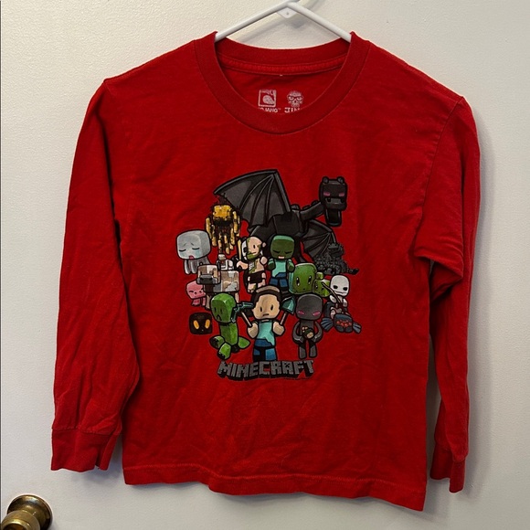 mojang | Shirts & Tops | Mojang Minecraft Long Sleeve Red Size Ys ...